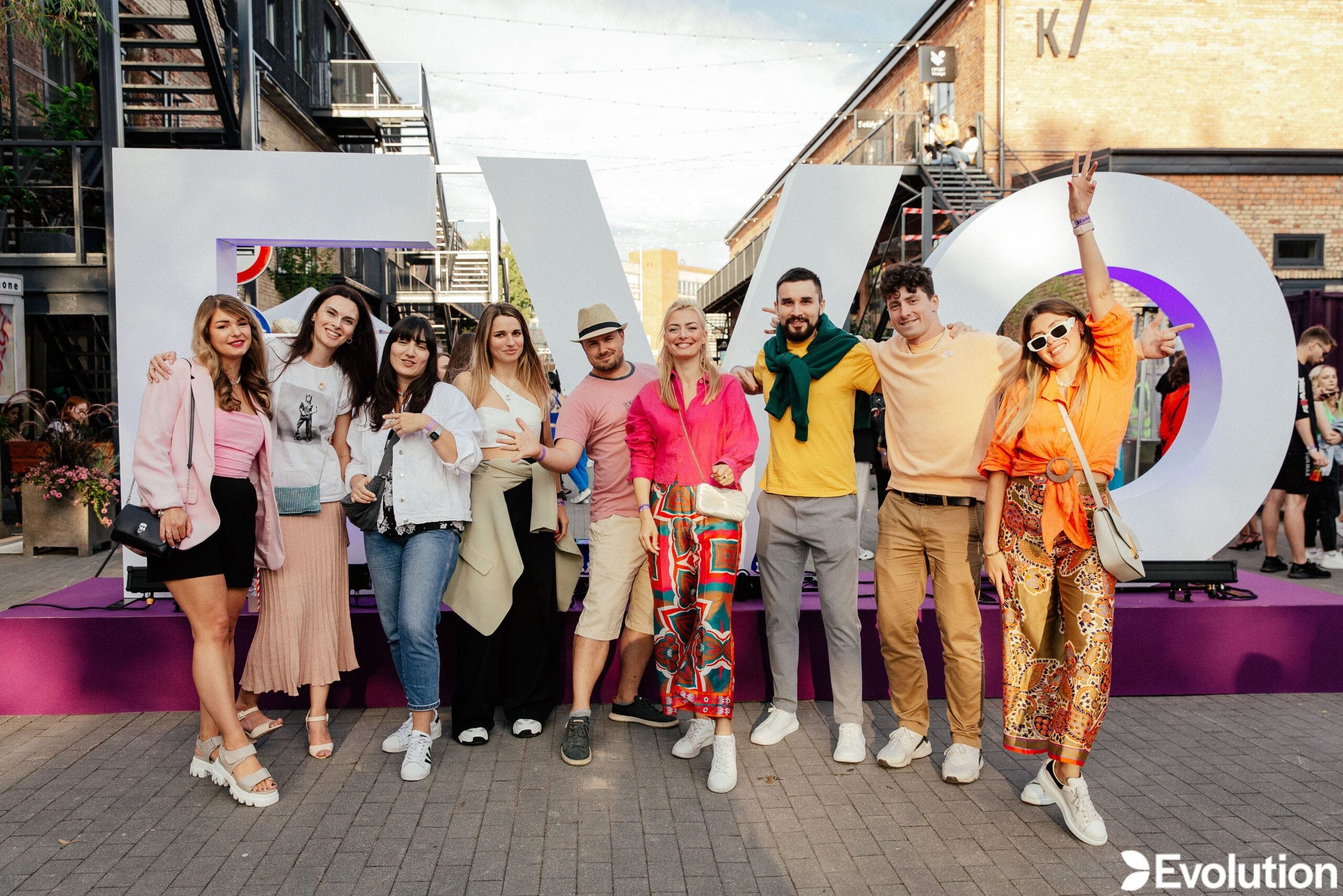 Evolution CZ - Operations Česká Republika