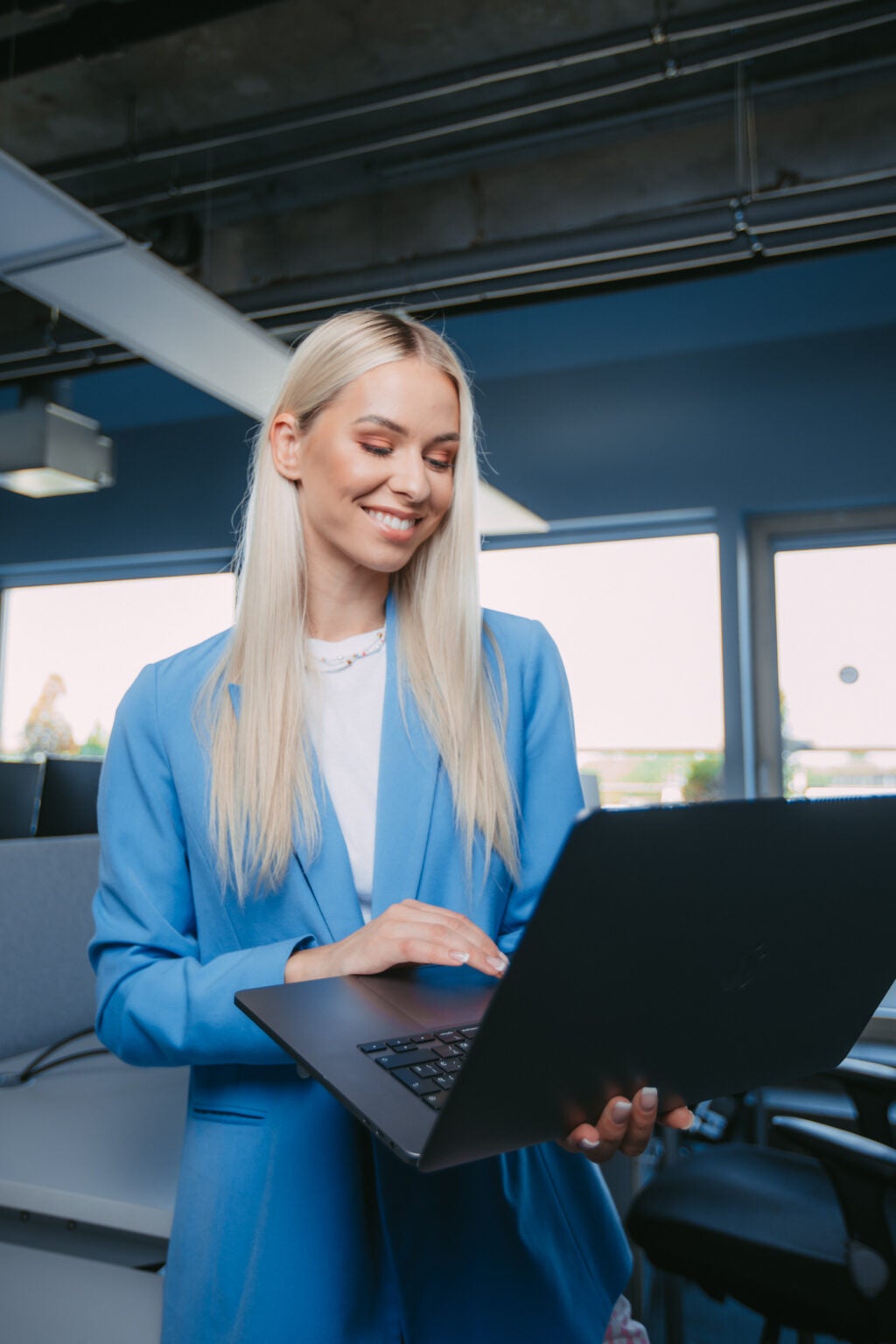 Main Latvia page - Evolution Latvia