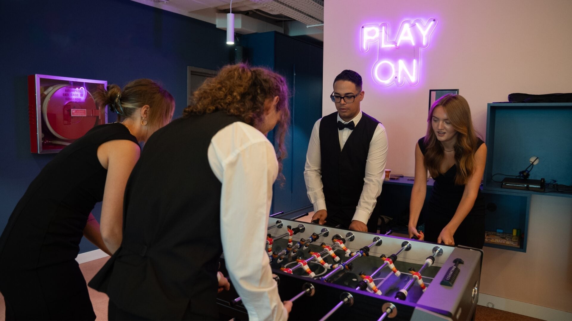 Looking for Jobs in Spain? - Evolution Spain